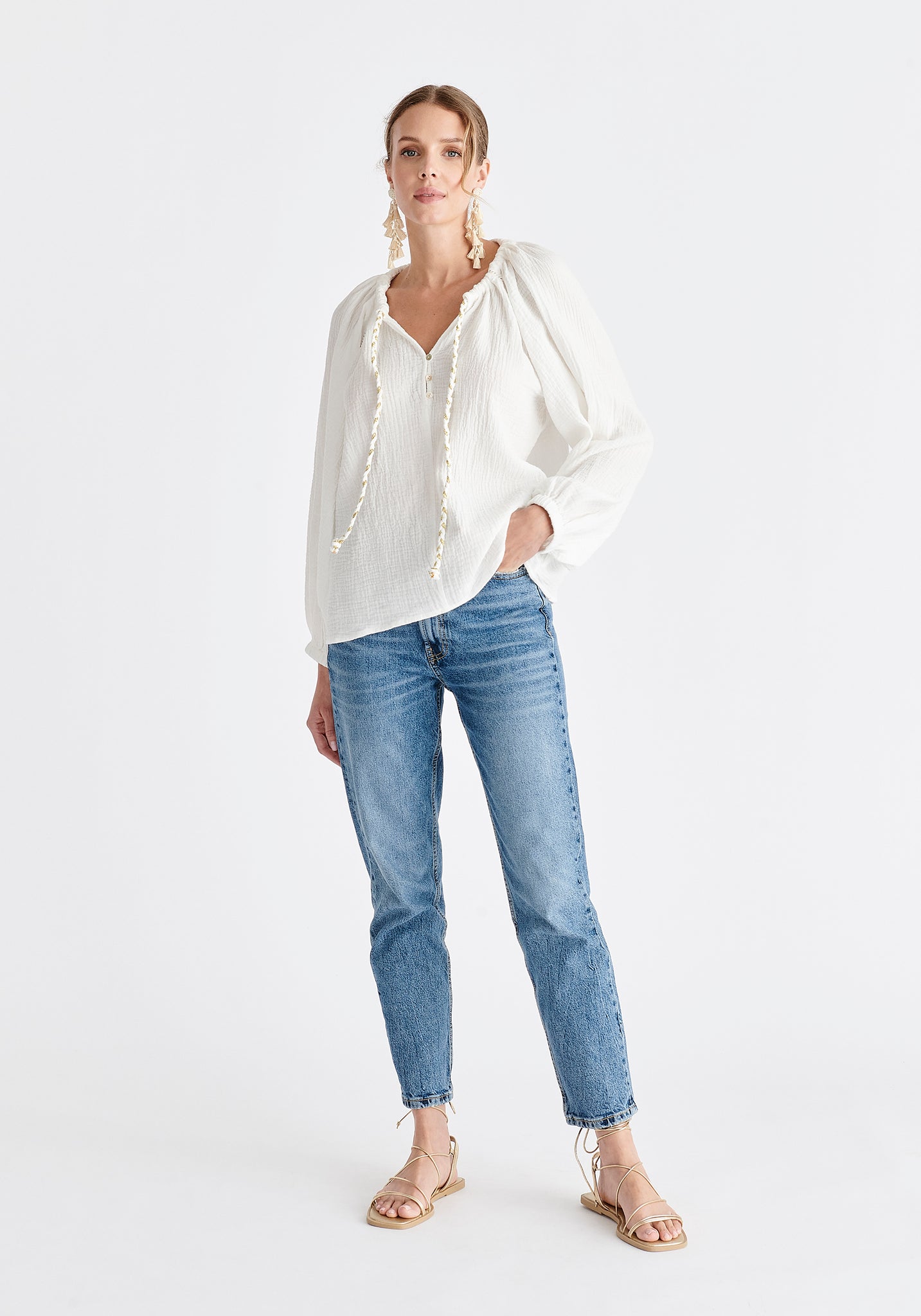 Cheesecloth Peasant Blouse in White | Tops | Paisie